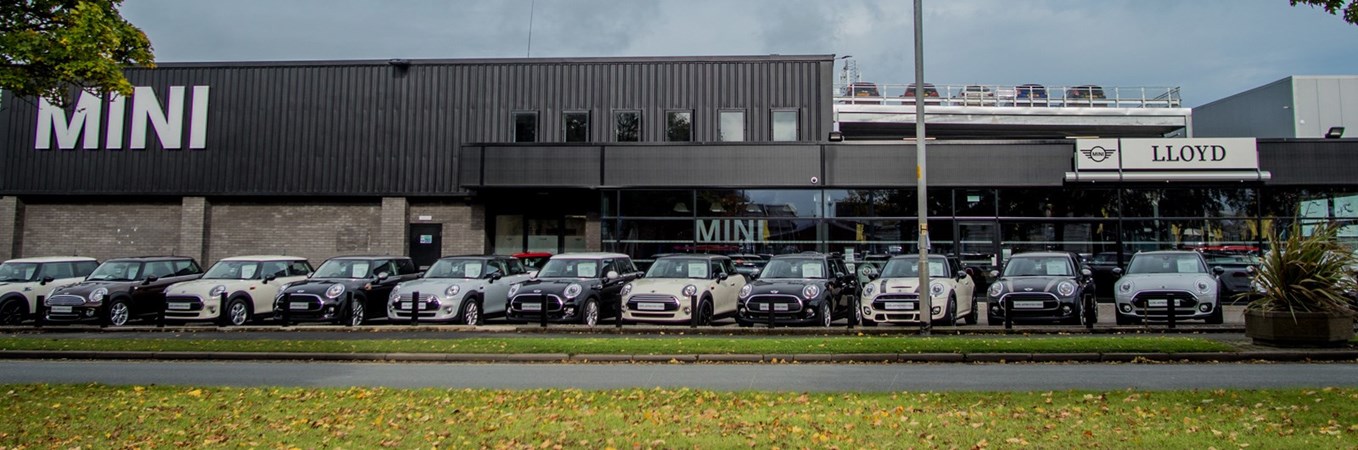 MINI Online Service Booking | Lloyd MINI