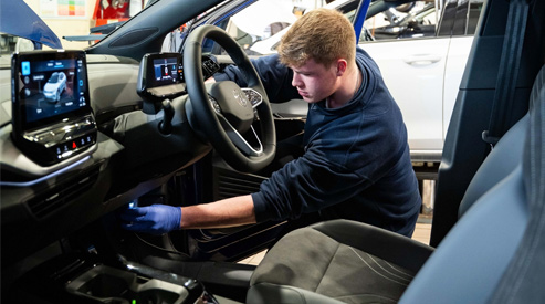 VW Servicing and Repairs | Volkswagen Approved Service Centre