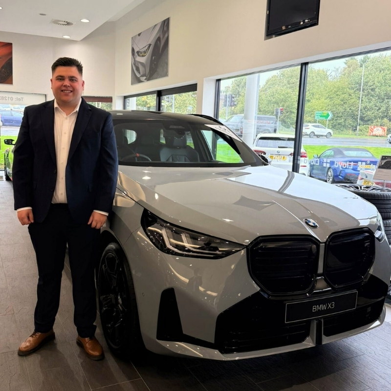 World EV Day 2023 | Lloyd Motor Group