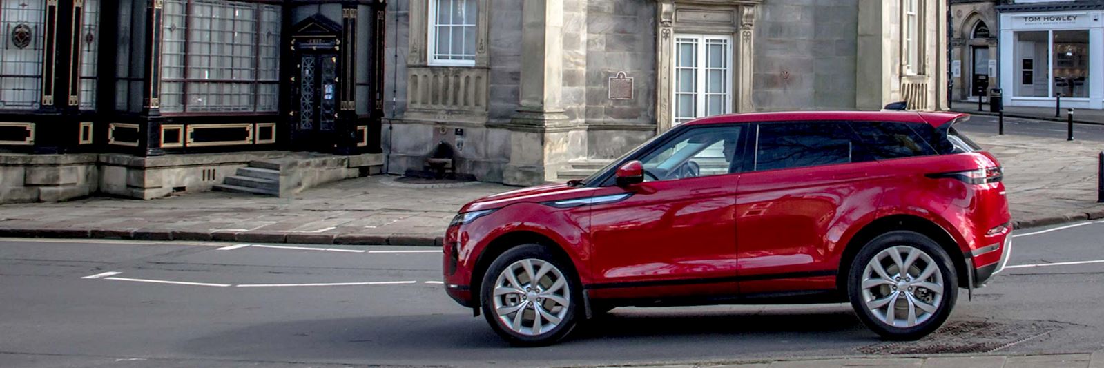 Lloyd Land Rover Ripon | Land Rover Dealership in North-Yorkshire