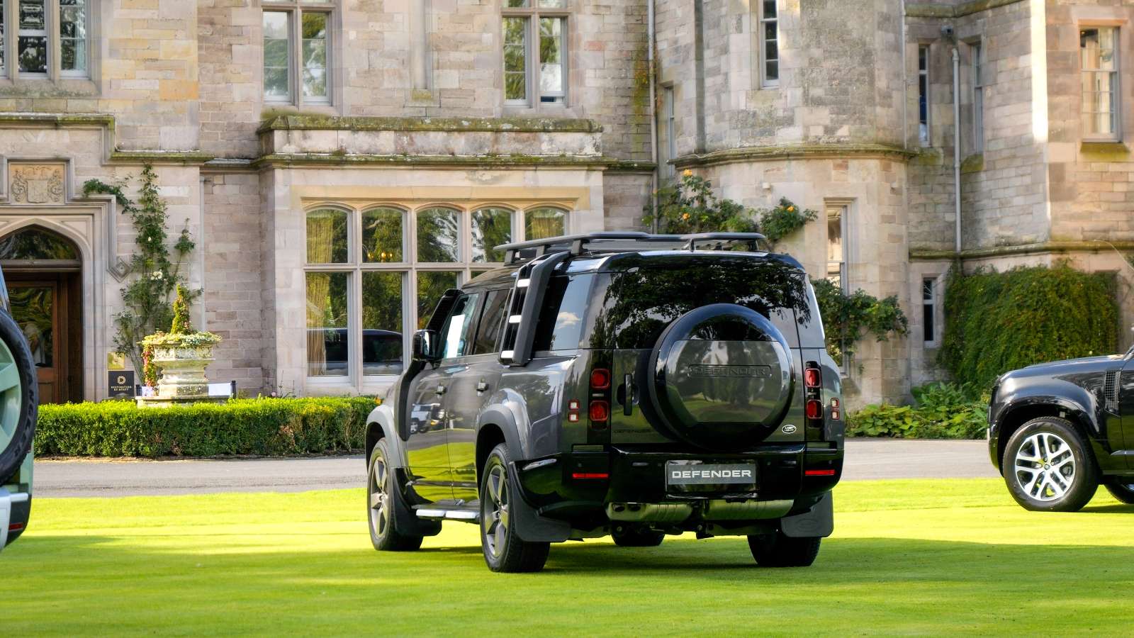 Lloyd Land Rover | New & Used Land Rover Cars for Sale & Service