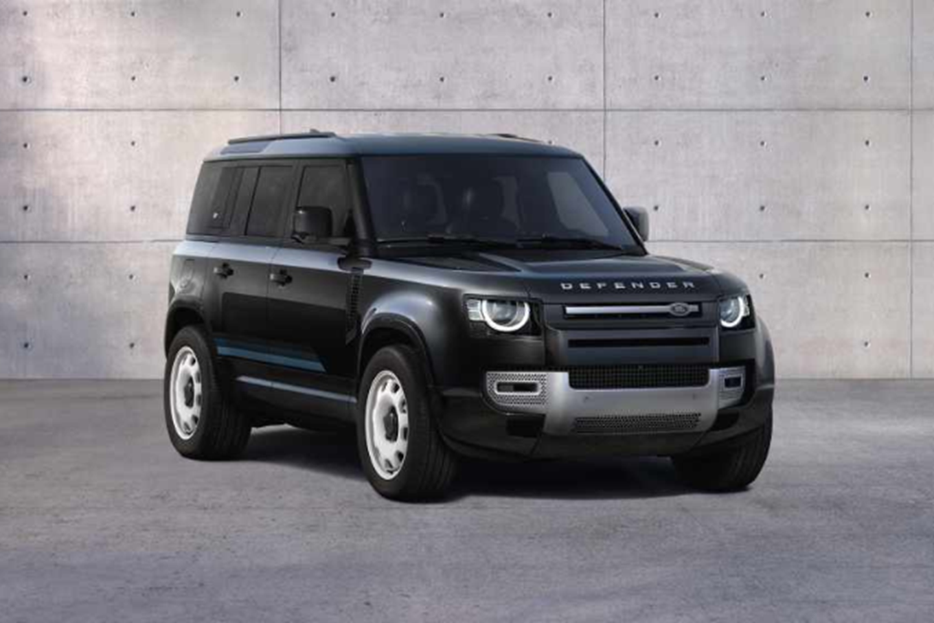 New Defender 130 Outbound | Lloyd Land Rover