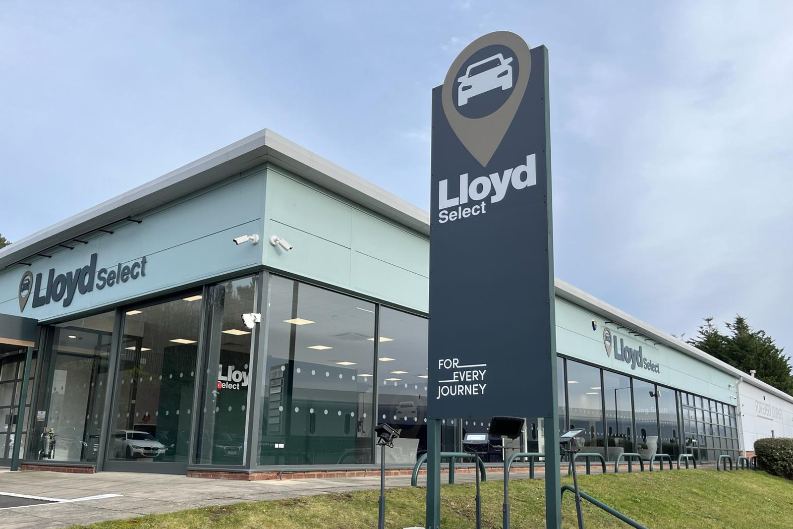 Lloyd Select Newcastle | Browse Used Cars Newcastle | Lloyd Select