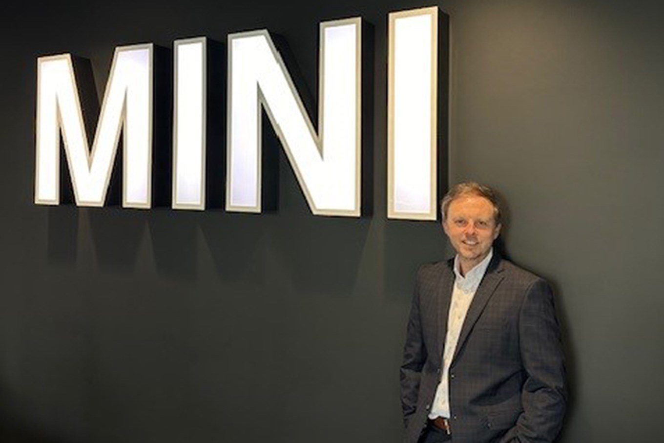 James Celebrates 10 years at Lloyd Motor Group | Lloyd MINI