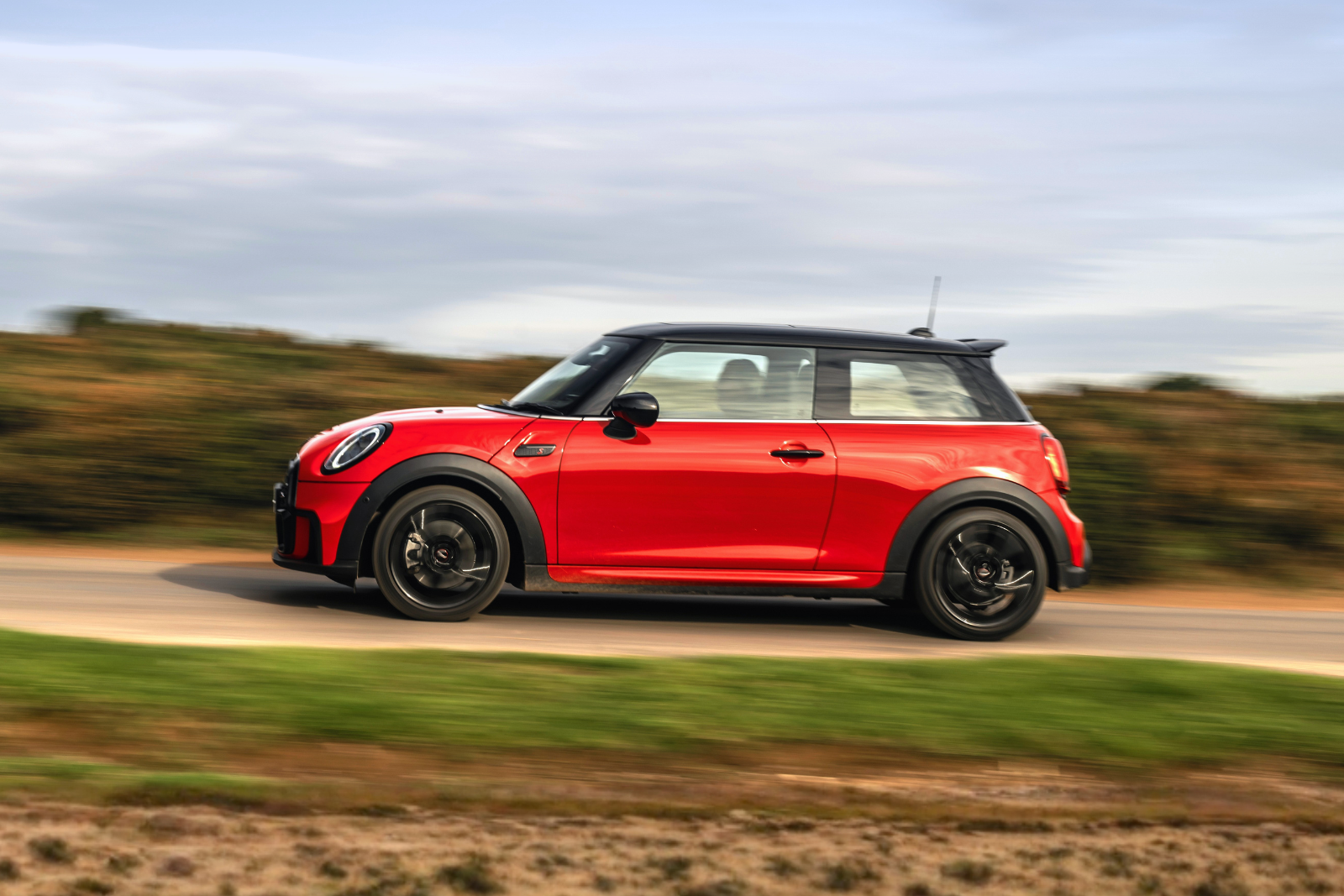 The MINI Stock Sale Event | Lloyd MINI