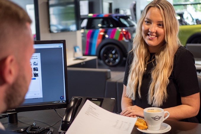 Lloyd Colne MINI • MINI Dealership in Lancashire | Lloyd MINI