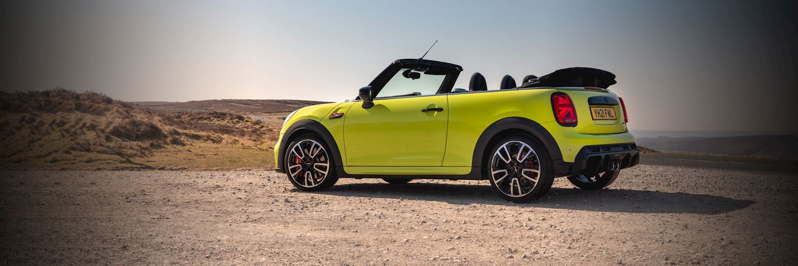 New MINI Convertible Offers | Lloyd MINI