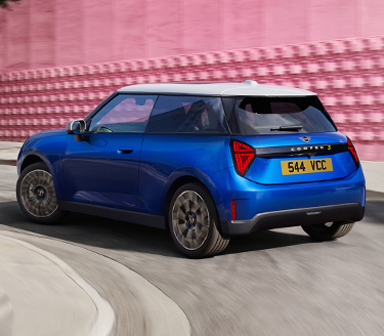 MINI Offers | New MINI Deals & Finance 2024 | Lloyd MINI