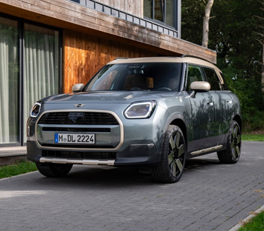 Land Rover Motability Cars | Motability Scheme at Lloyd Land Rover