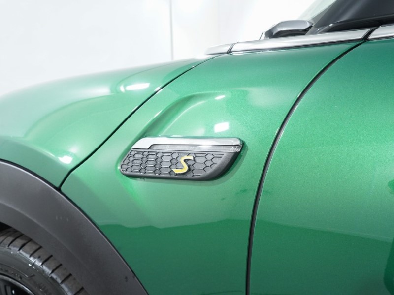 Used MINI Electric Cars for Sale or Finance | Lloyd Motor Group