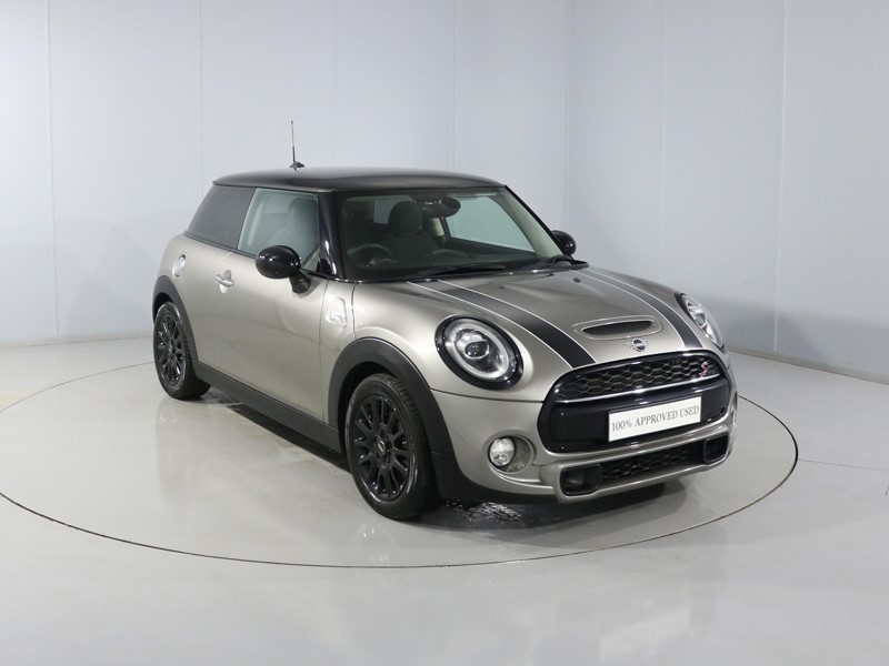 Used 2018 MINI HATCHBACK 2.0 Cooper S Classic II 3dr Melting Silver - £ ...